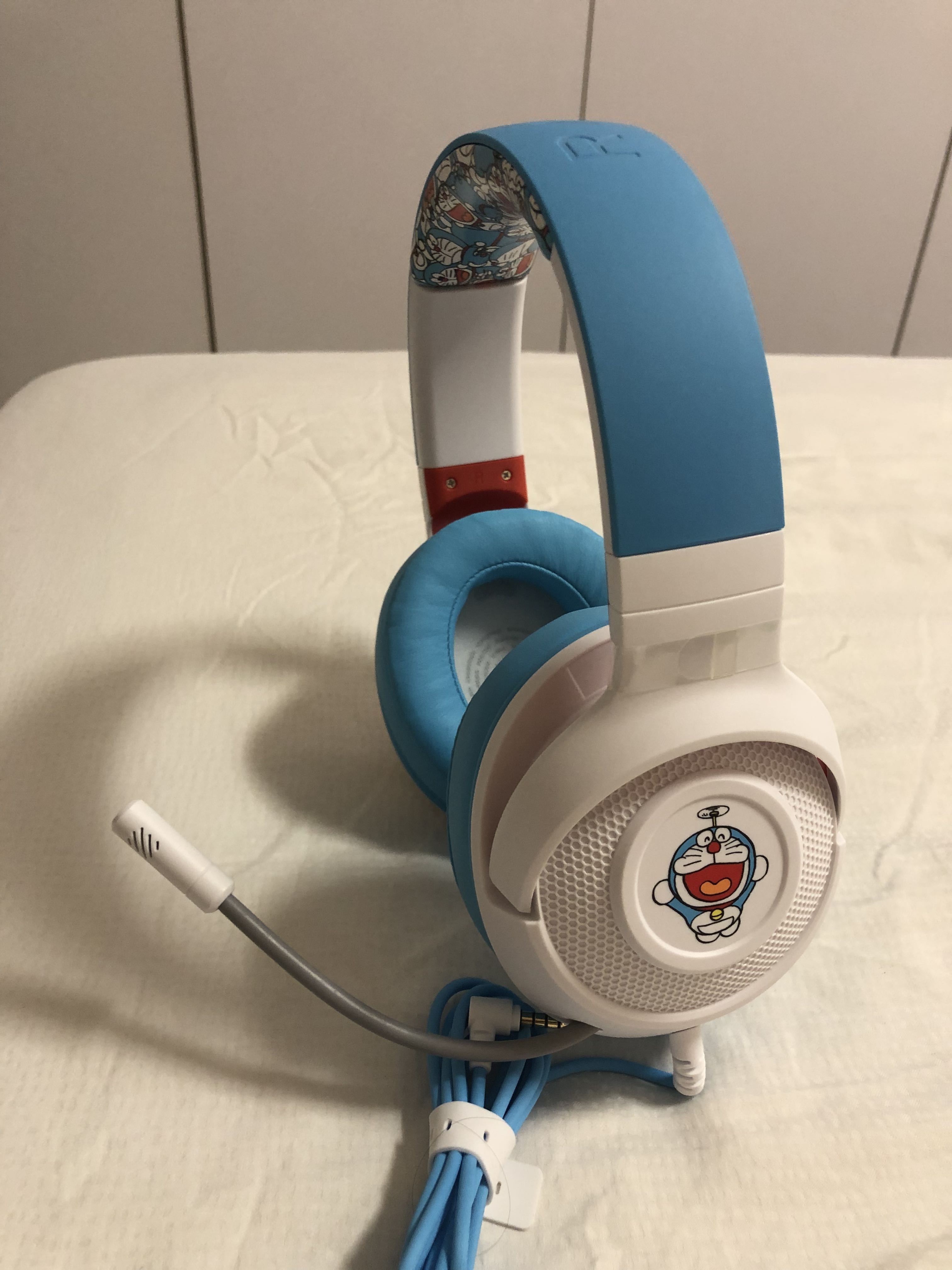 Razer Doraemon limited edition headset, Audio, Headphones & Headsets on ...
