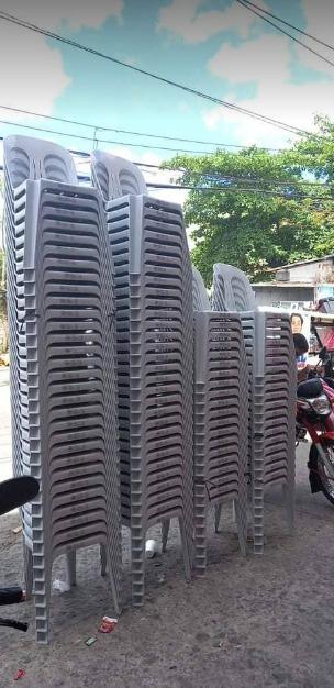 Sanyo White Monoblock Chairs, Furniture & Home Living, Furniture ...