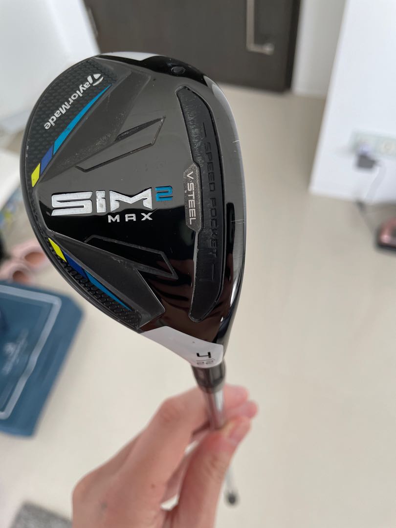SIM2 MAX 4UT, Sports Equipment, Sports & Games, Golf on Carousell