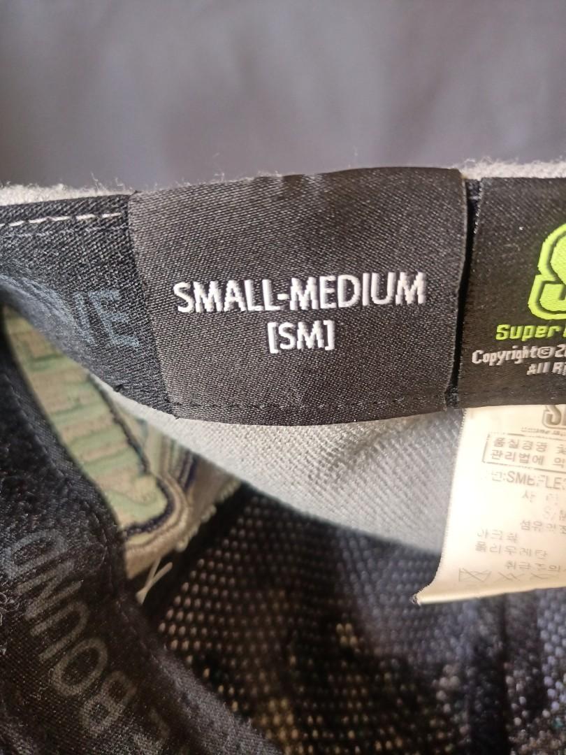 SMB curve brim build up, Fesyen Pria, Aksesoris, Topi di Carousell