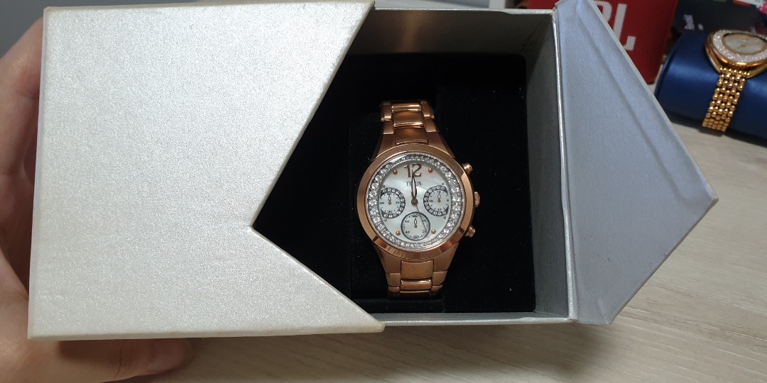 Solvil Titus ladies watch rose gold, Women's Fashion, Watches ...