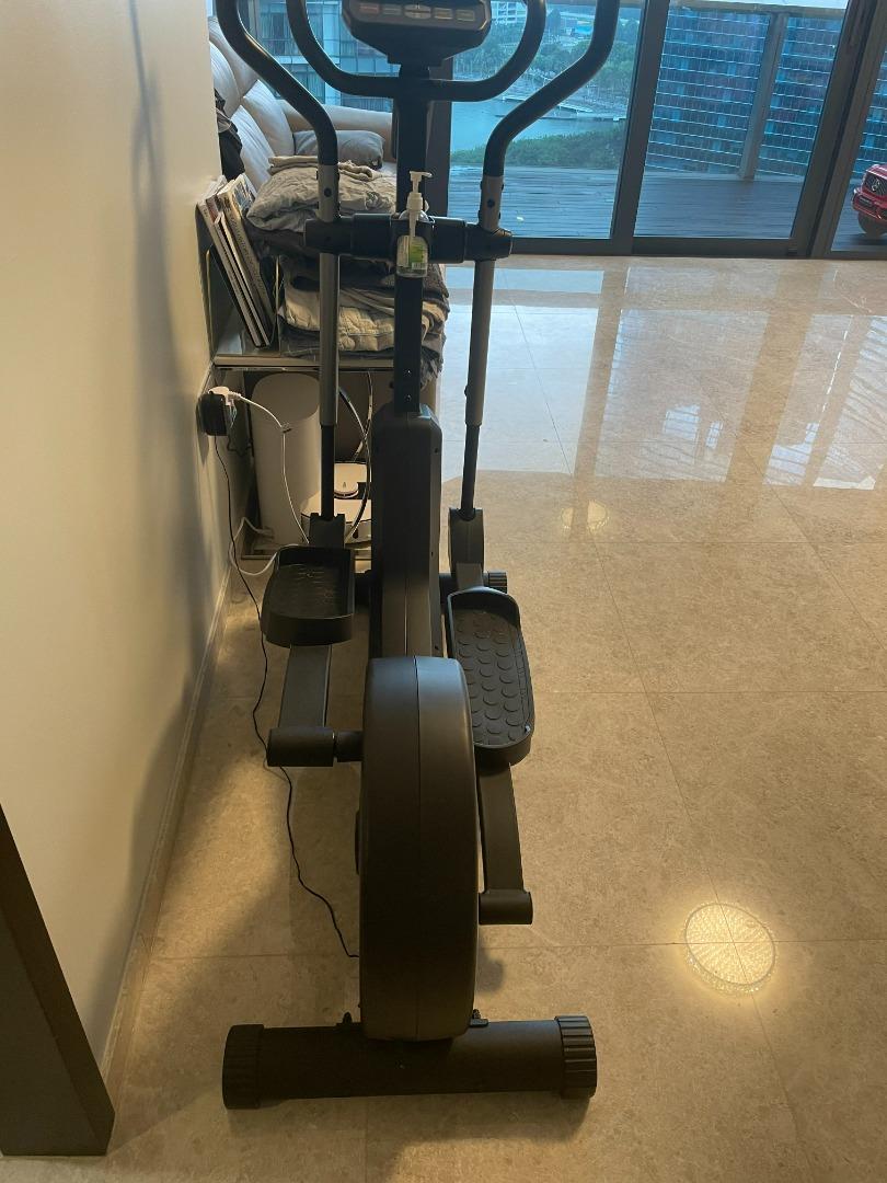 SPORTOP E60 ELLIPTICAL TRAINER, Sports Equipment, Exercise & Fitness ...