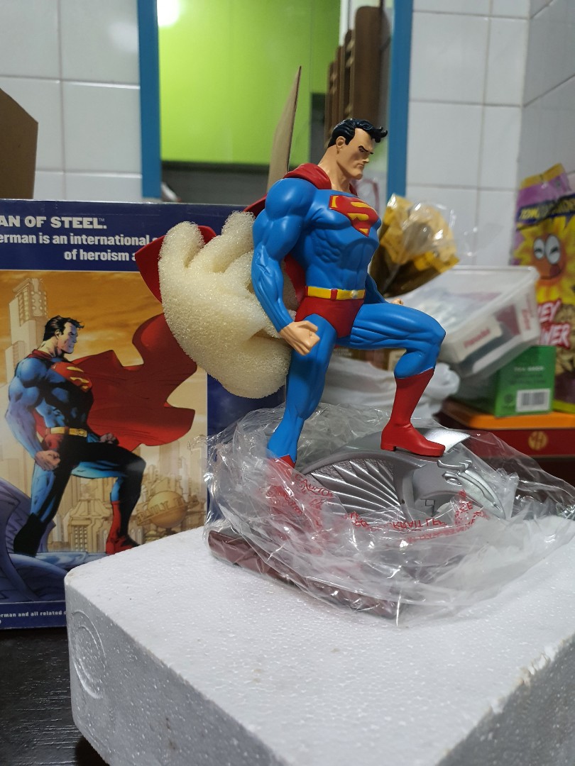 Superman Mini Statue, Hobbies & Toys, Memorabilia & Collectibles, Fan ...