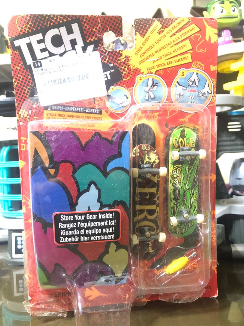 Tech Deck with Ramp Storage, Hobbies & Toys, Toys & Games on Carousell