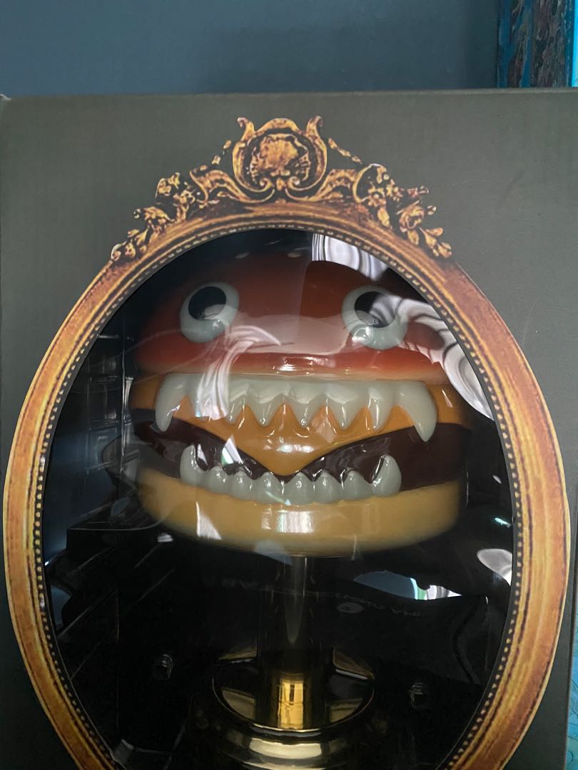 Undercover burger lamp, Hobbies & Toys, Toys & Games on Carousell