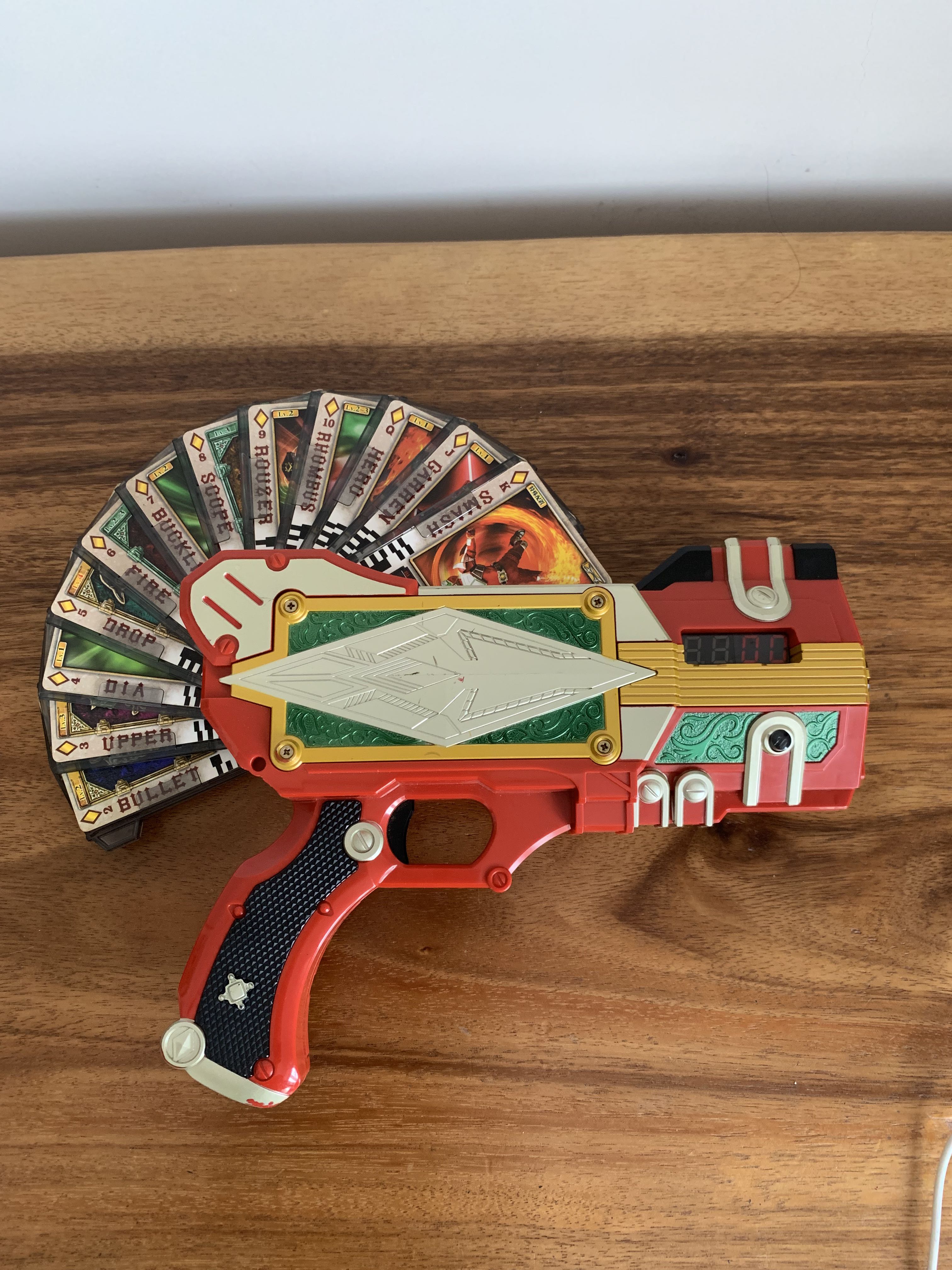 幪面超人 假面騎士 Masked Rider DX GARREN ROUZER, 興趣及遊戲, 玩具 & 遊戲類 - Carousell