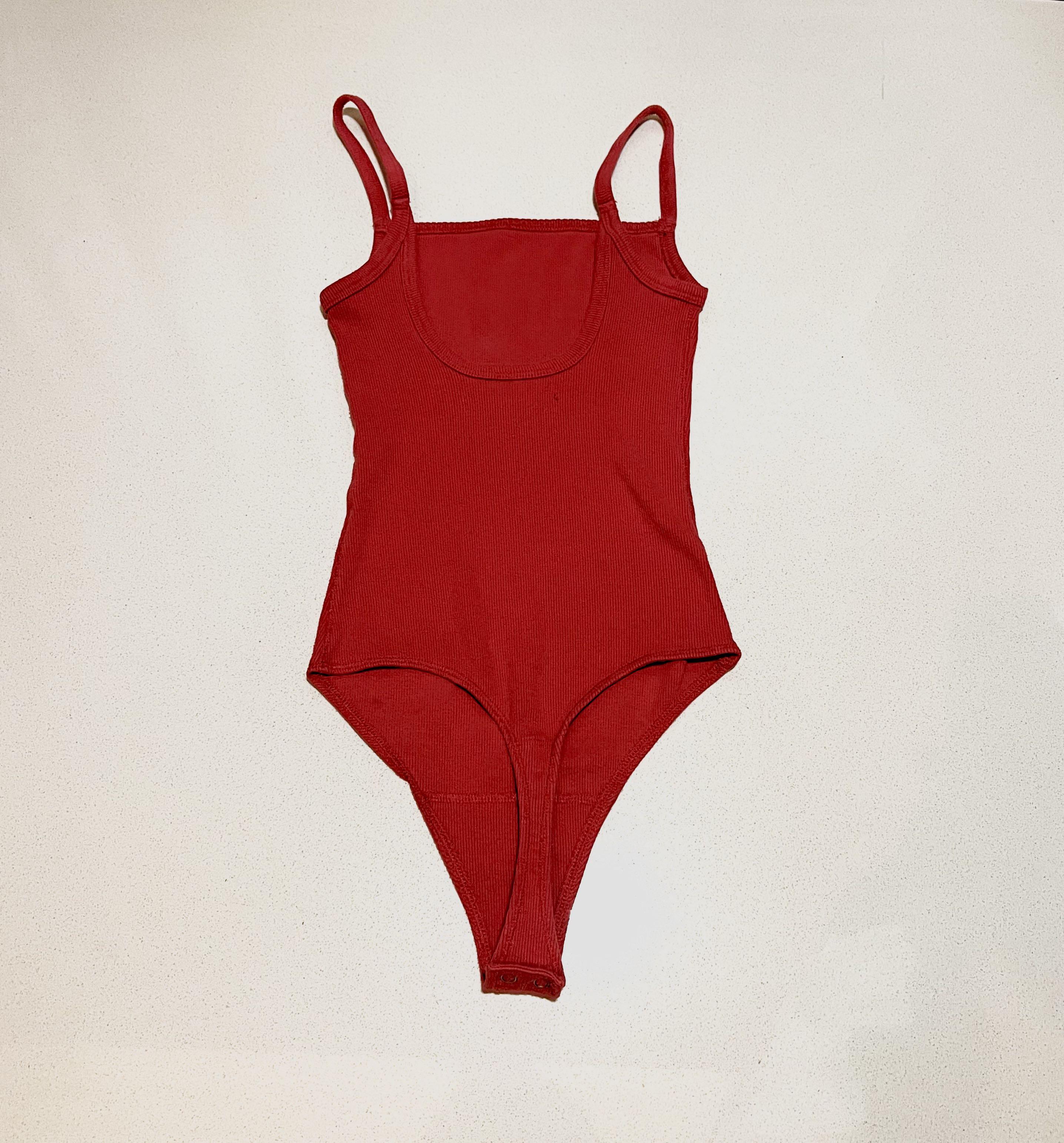 Abercrombie & fitch red square neck bodysuit, Women's Fashion, Tops ...