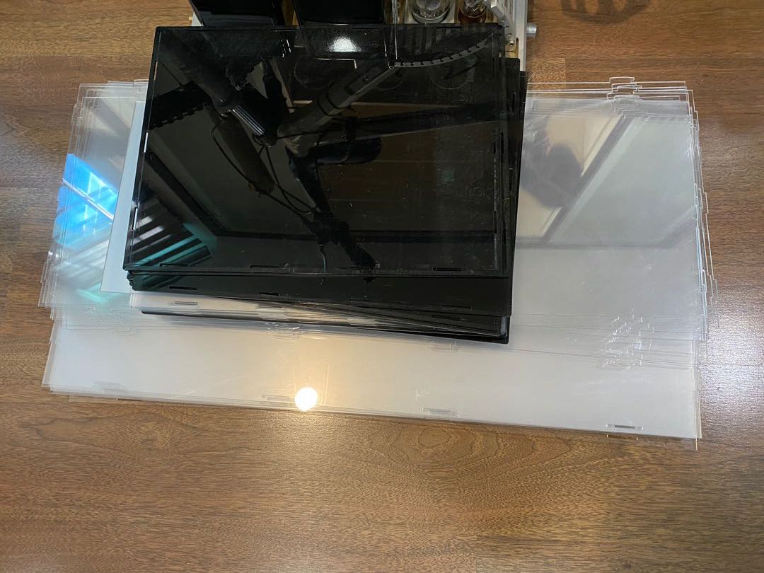 acrylic display casing, Hobbies & Toys, Toys & Games on Carousell