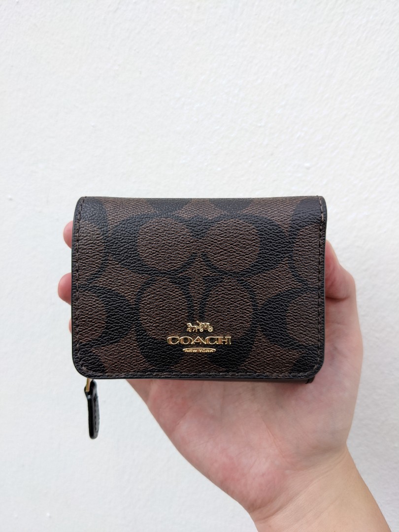 Coach Small Trifold Wallet Signature Canvas, Women's Fashion, Bags ...
