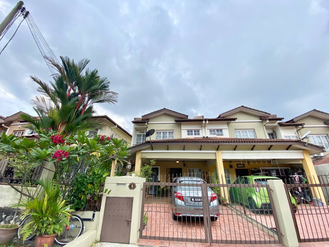 END LOT 2 Storey Terrace, Jalan Suakasih, Bandar Tun Hussien Onn, Property, For Sale on Carousell