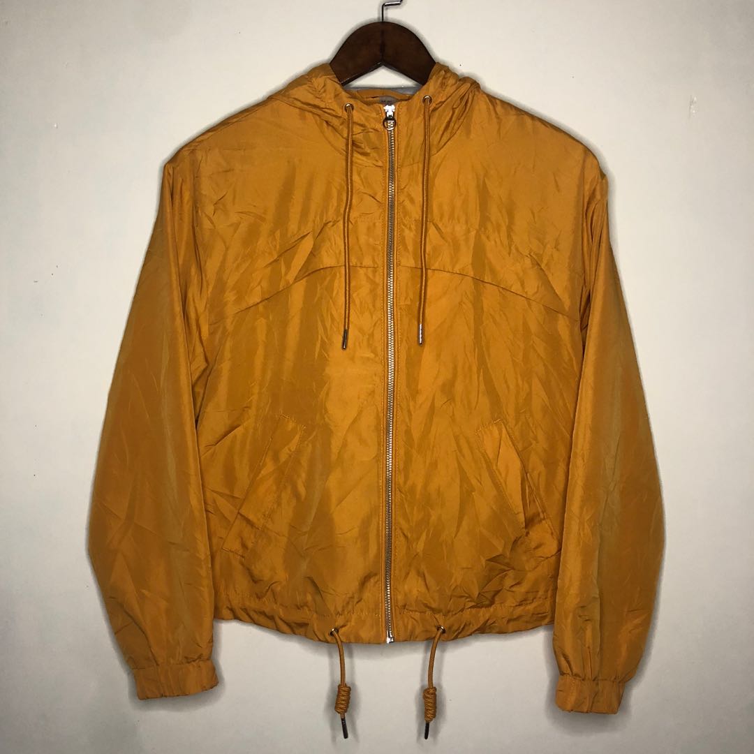 H&M Windbreaker Jacket, Women's Fashion, Coats, Jackets and Outerwear ...