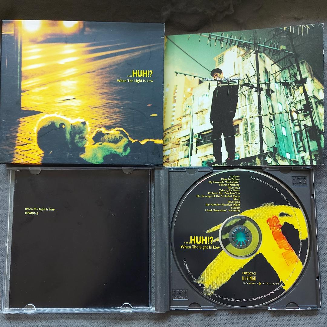 HUH!? (本地獨立樂隊) - When tHe Light is Low CD (94年 舊版, 連紙套, 寫真書), 興趣及遊戲, 音樂 ...