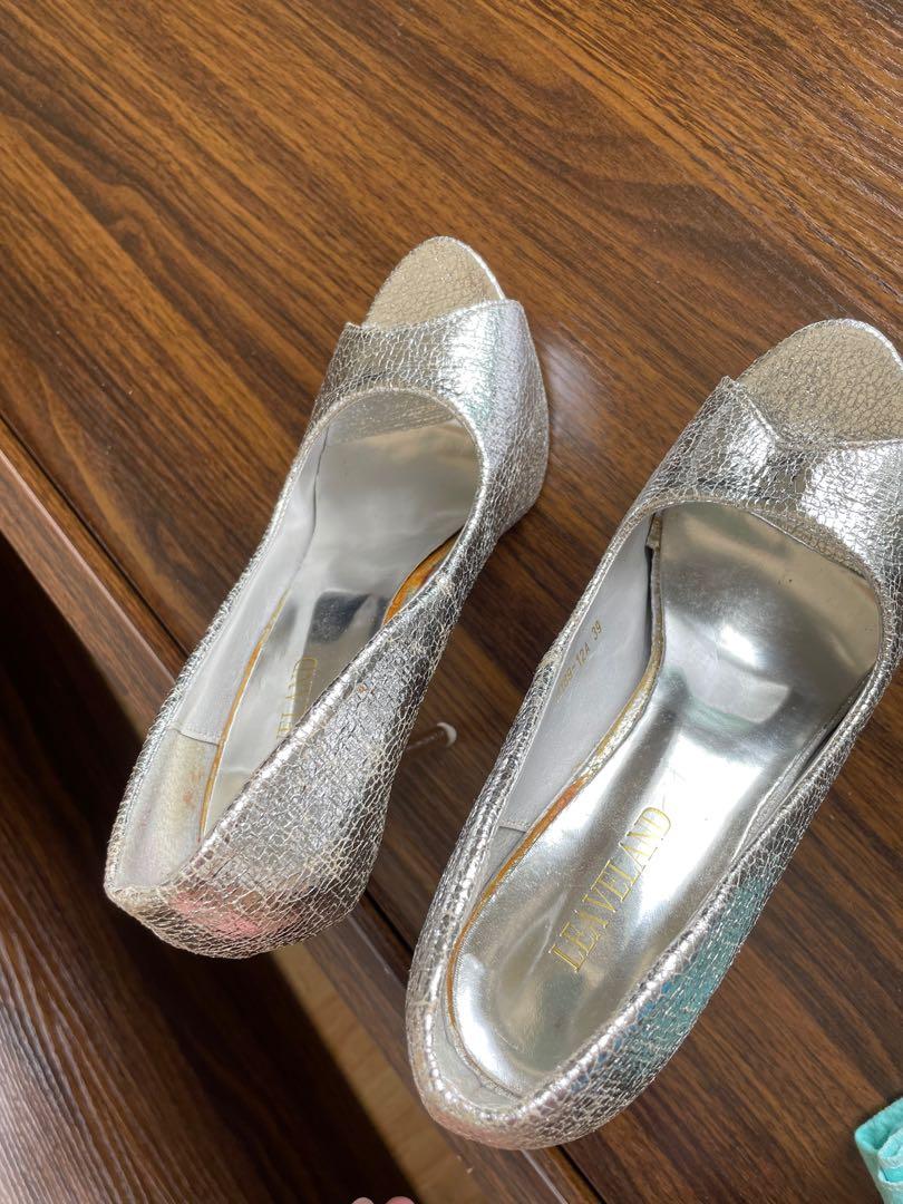 Leaveland pump party shoes, Women's Fashion, Footwear, Heels on Carousell