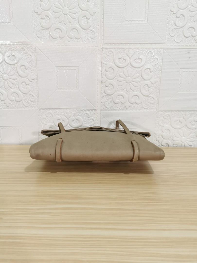 Shoulderbag PIBRA, Fesyen Wanita, Tas & Dompet di Carousell