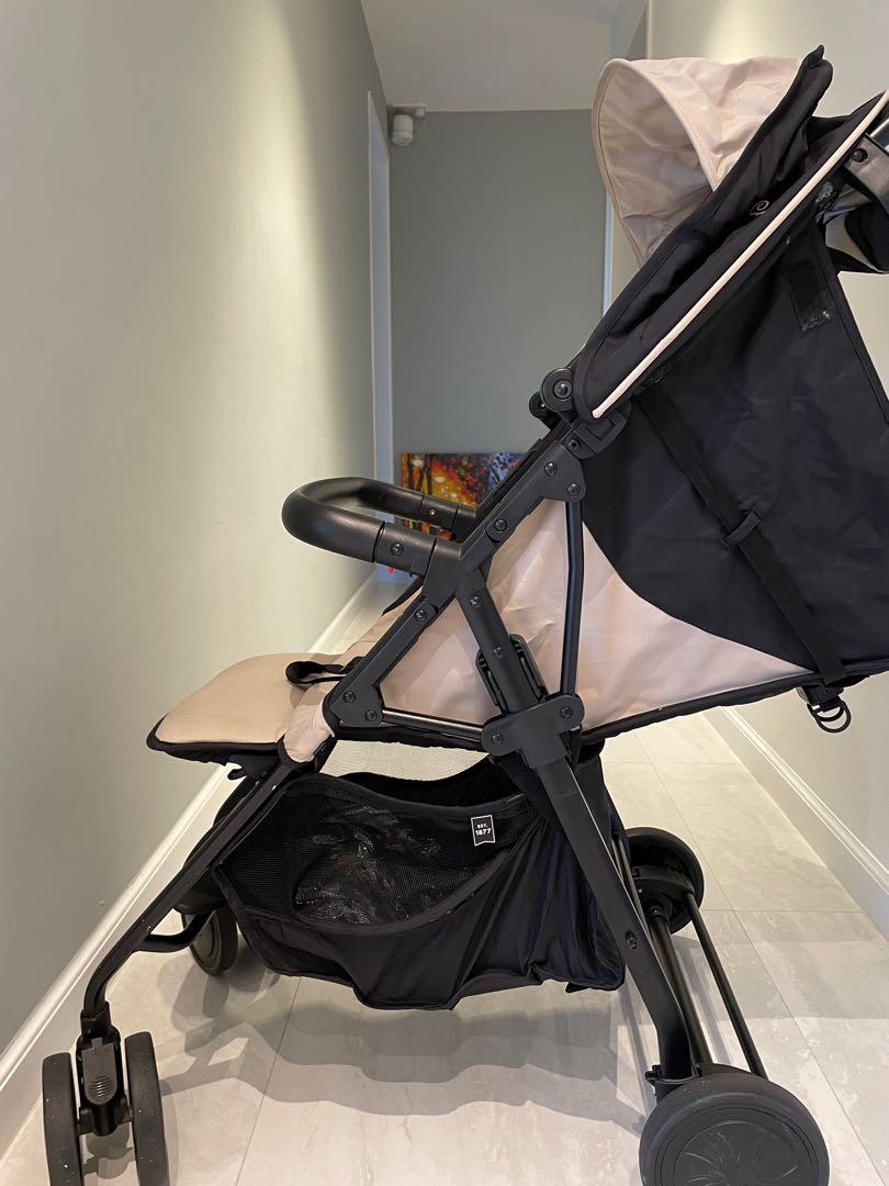 Silver Cross Avia, Babies & Kids, Going Out, Strollers on Carousell