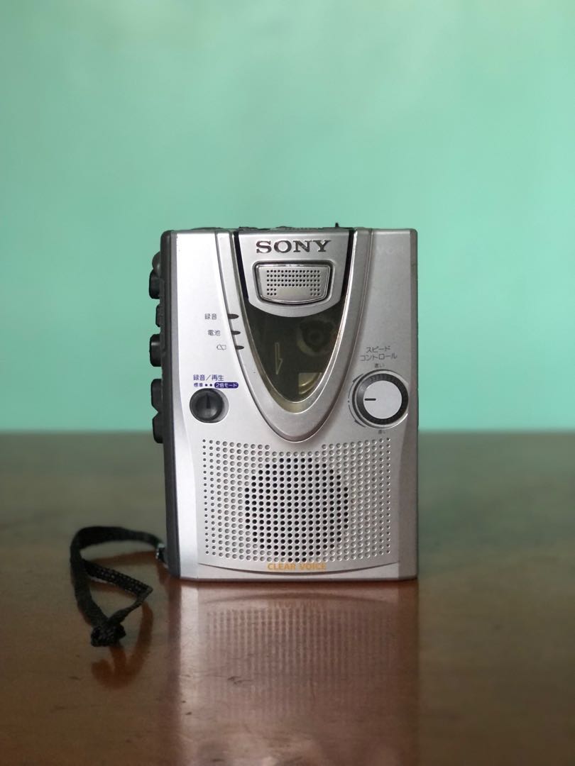 Sony Walkman TCM-400, Audio, Portable Music Players on Carousell