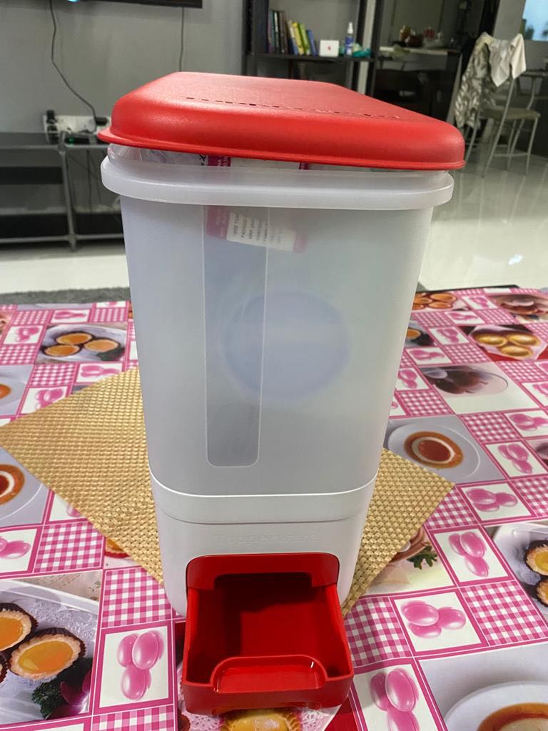 Tupperware Smart Rice Dispenser Sale!, Furniture & Home Living ...