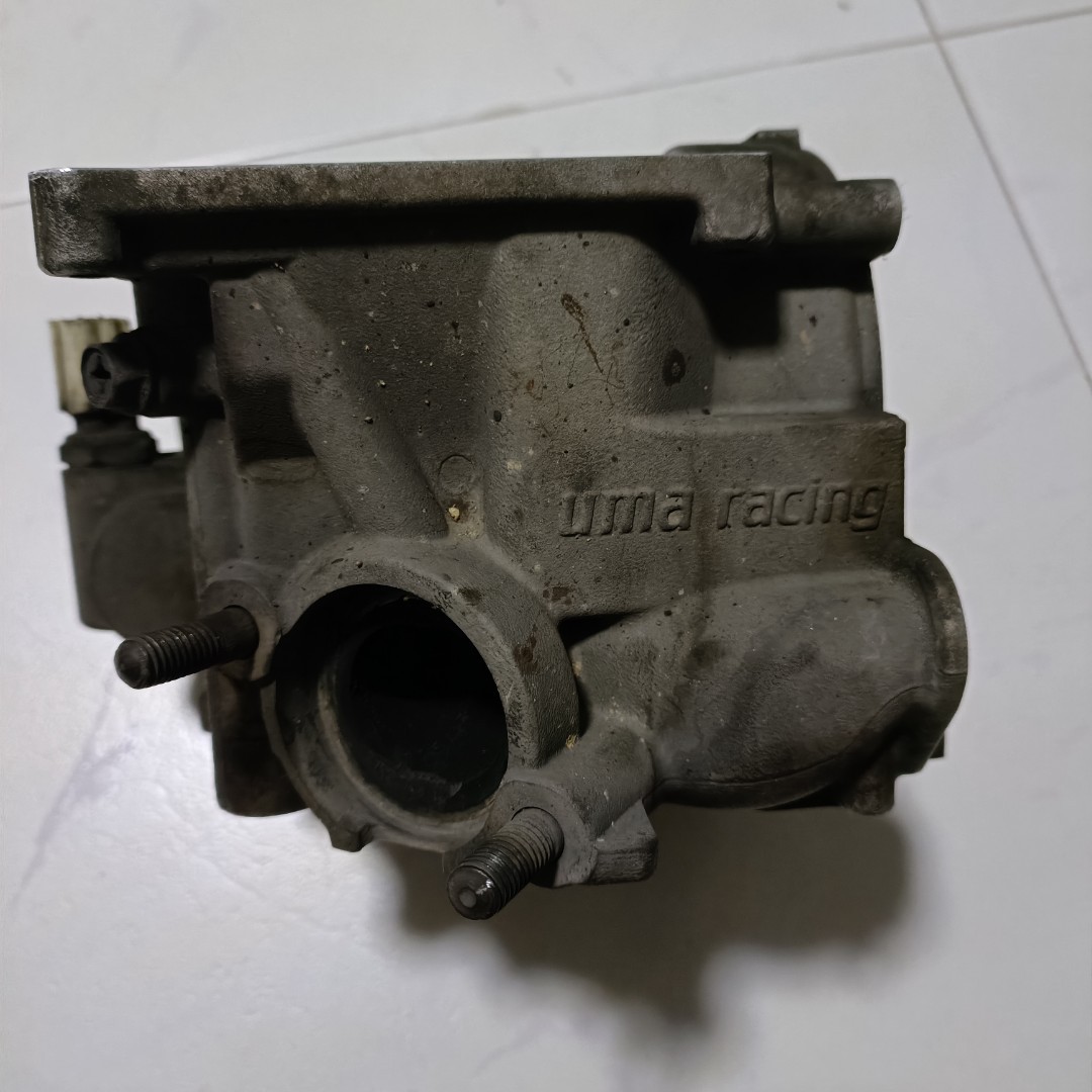 UMA RACING top block, Motorcycles, Motorcycle Accessories on Carousell