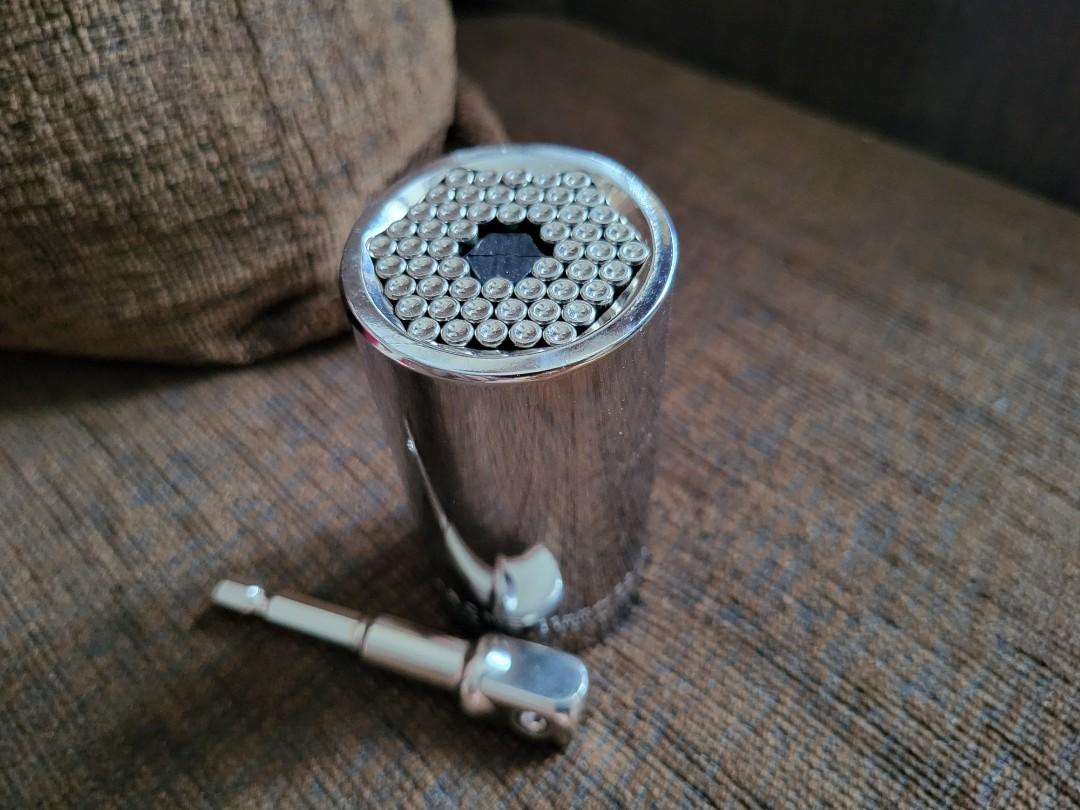 Universal Socket Grip Adapter, Everything Else on Carousell