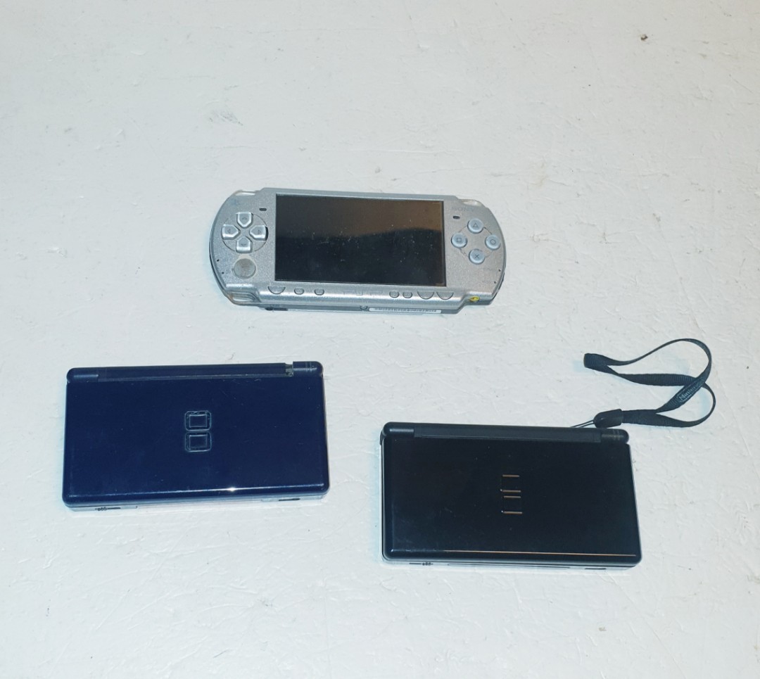 vintage sony psp Nintendo ds spare part lot, Hobbies & Toys, Toys ...
