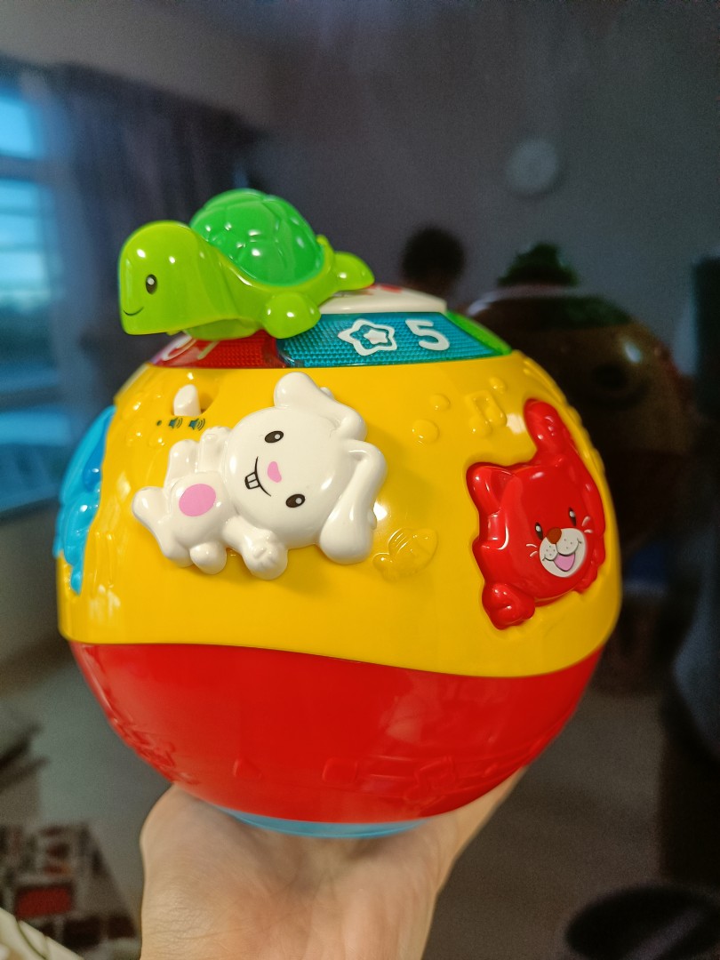 VTech Wiggle & Crawl ball, Babies & Kids, Infant Playtime on Carousell