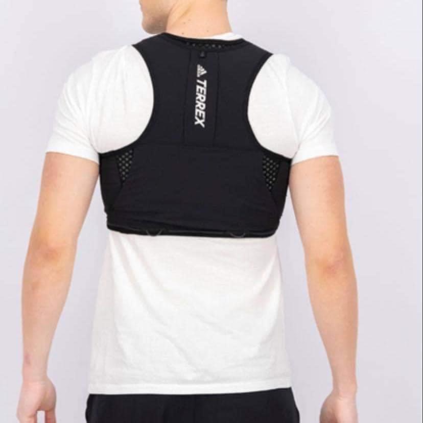 Adidas Agravic Hydration Vest in Small, Sports Equipment, Other Sports ...