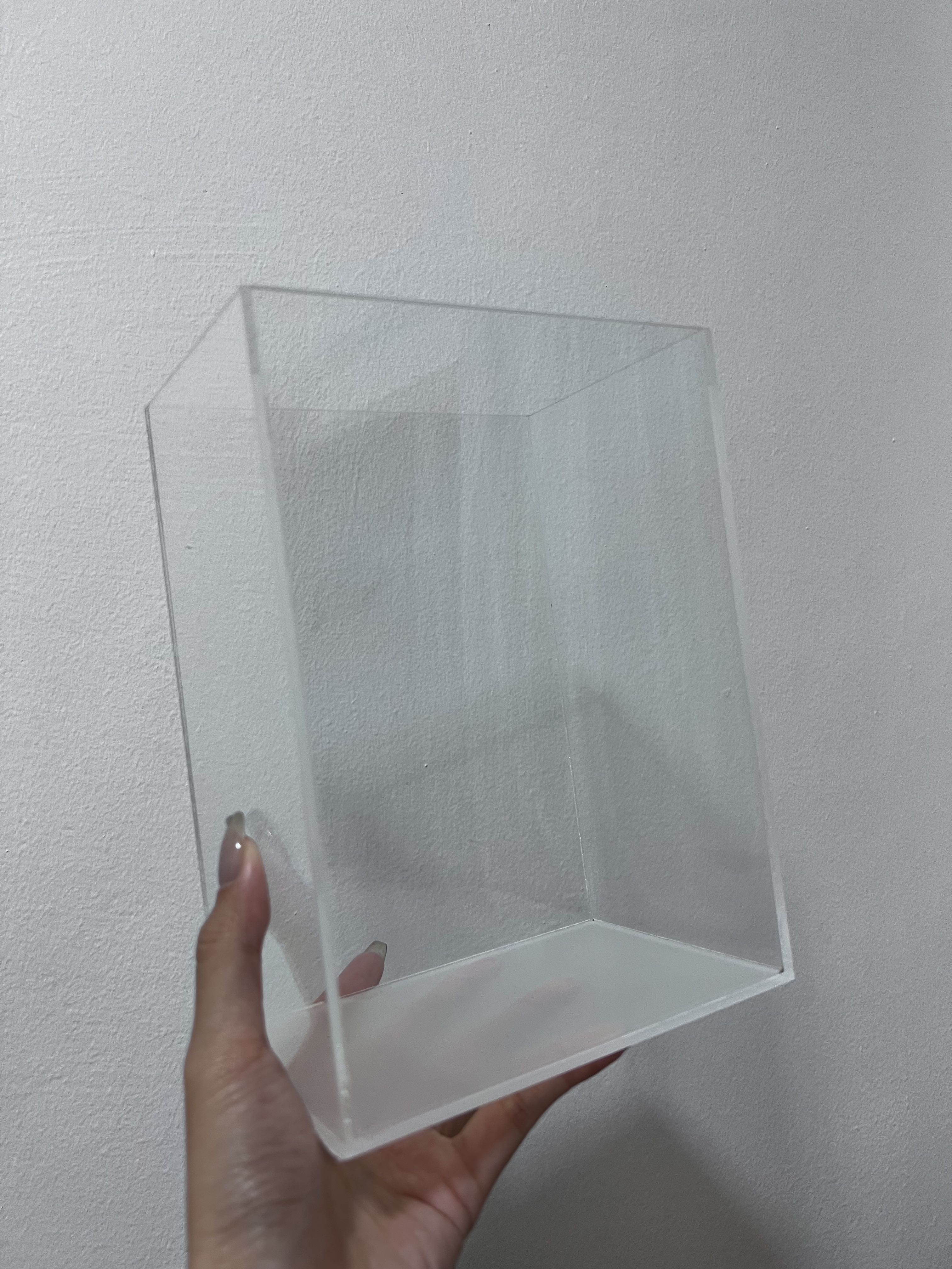 Betta tank + cover, Pet Supplies, Homes & Other Pet Accessories on ...