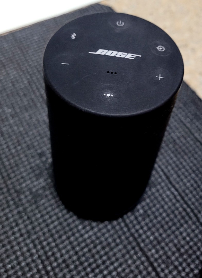 Bose Revolve, Audio, Soundbars, Speakers & Amplifiers on Carousell
