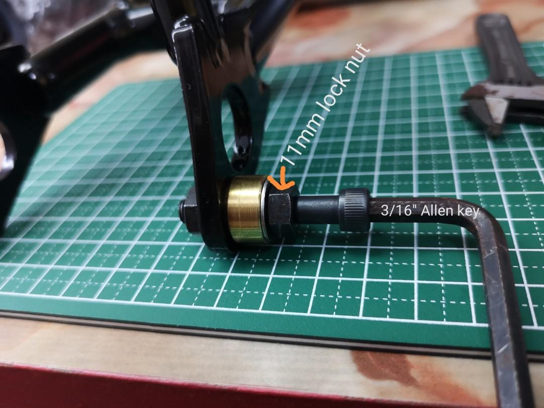 Brompton rear triangle spindle hinge removal tools, Sports Equipment ...