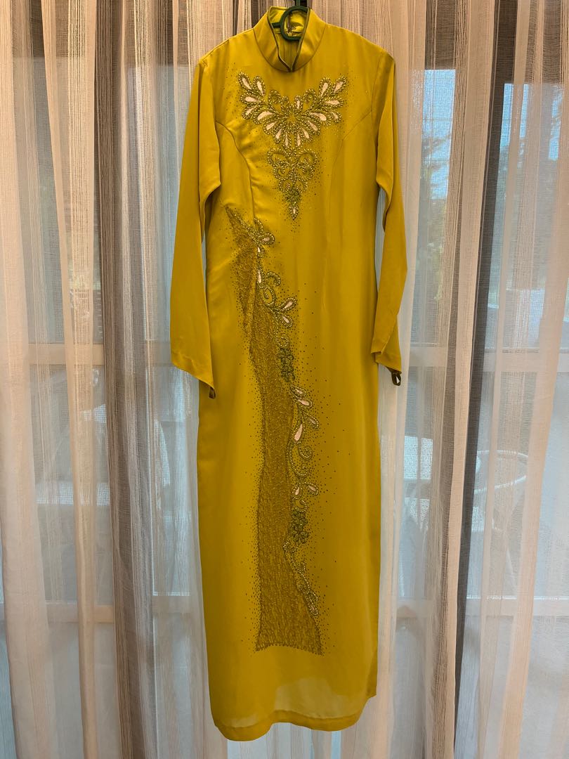 Cheong Sam , Women's Fashion, Muslimah Fashion, Dresses on Carousell