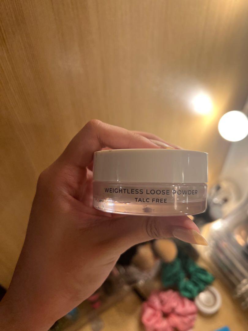 Issy & Co. Weightless Loose Powder - Illuminating Finish, Beauty ...