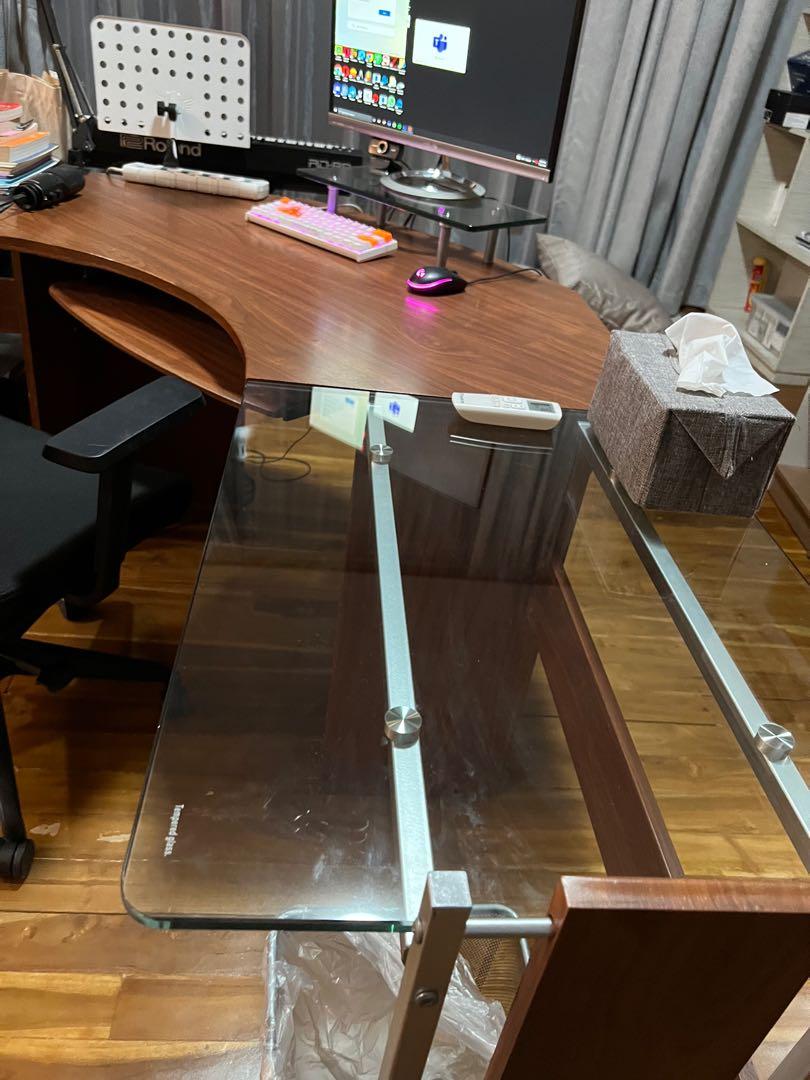 L shape meja belajar atau meja kantor/office dan 2 kaca tempered pd ...