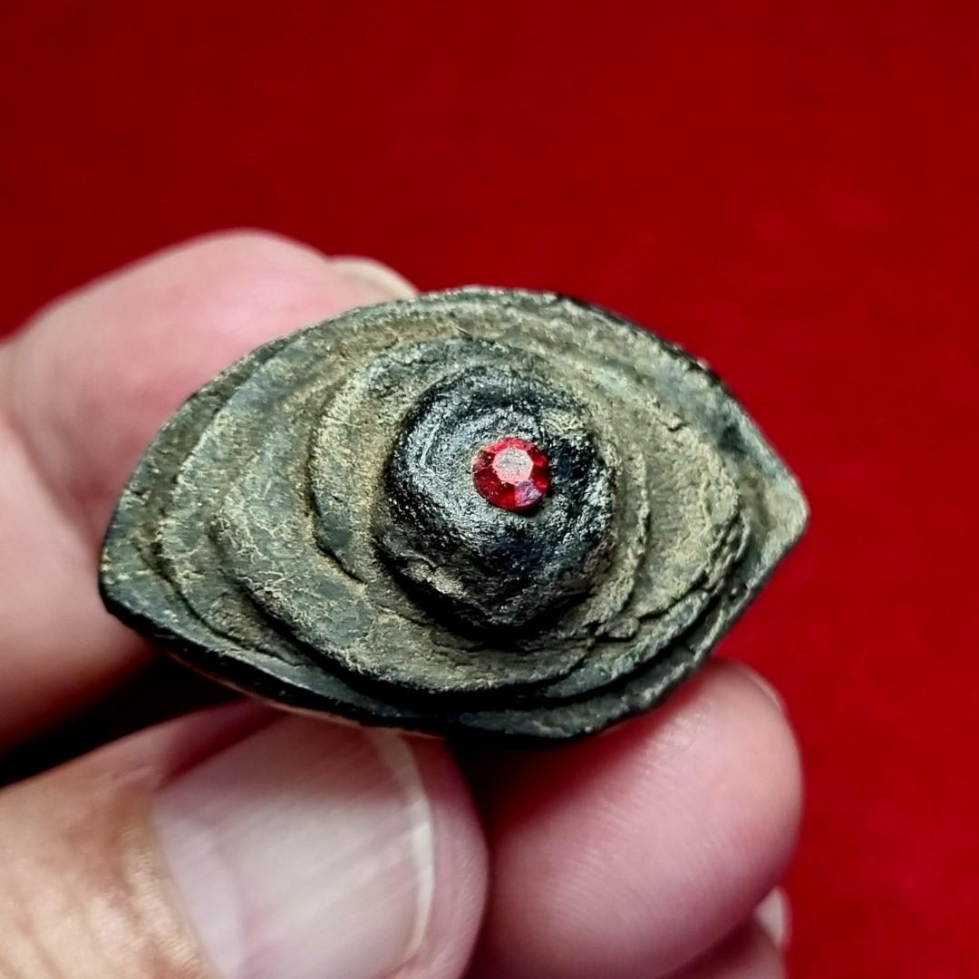 LP Pinak 3rd Eye Amulet 2527 (Reserved TW), Hobbies & Toys, Memorabilia ...