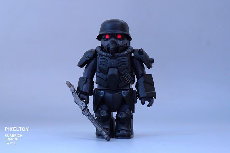 【MEDICOM TOYT KUBRICK JIN-ROH 【人狼】人仔, 興趣及遊戲, 玩具 & 遊戲類 - Carousell