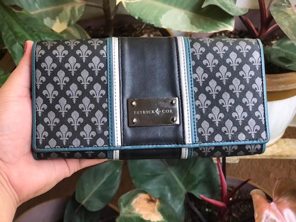 PATRICK COX bifold long wallet, Women's Fashion, Bags & Wallets ...