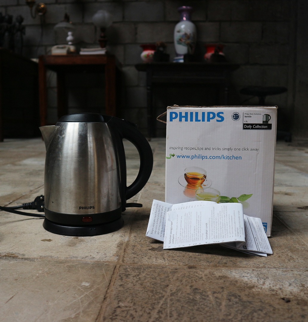 Philips Kettle Listrik Stainless 1.5 liter - Termos masak air HD9306 ... Philips Kettle Listrik Stainless 1.5 liter - Termos masak air HD9306 ...