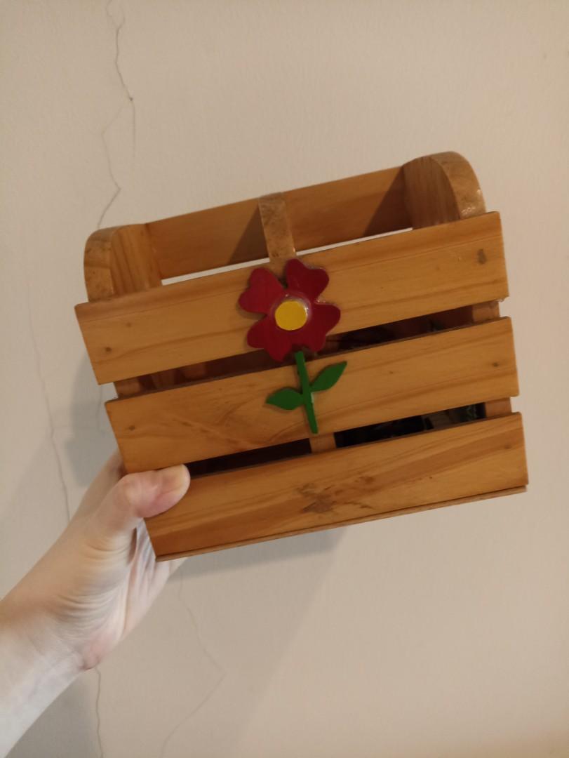 Tempat / Kotak Kayu Bunga, Desain & Kerajinan Tangan, Barang ...