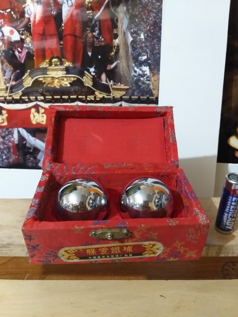 Vintage Chinese Health balls Baoding Balls Iron Balls with chime sound ...