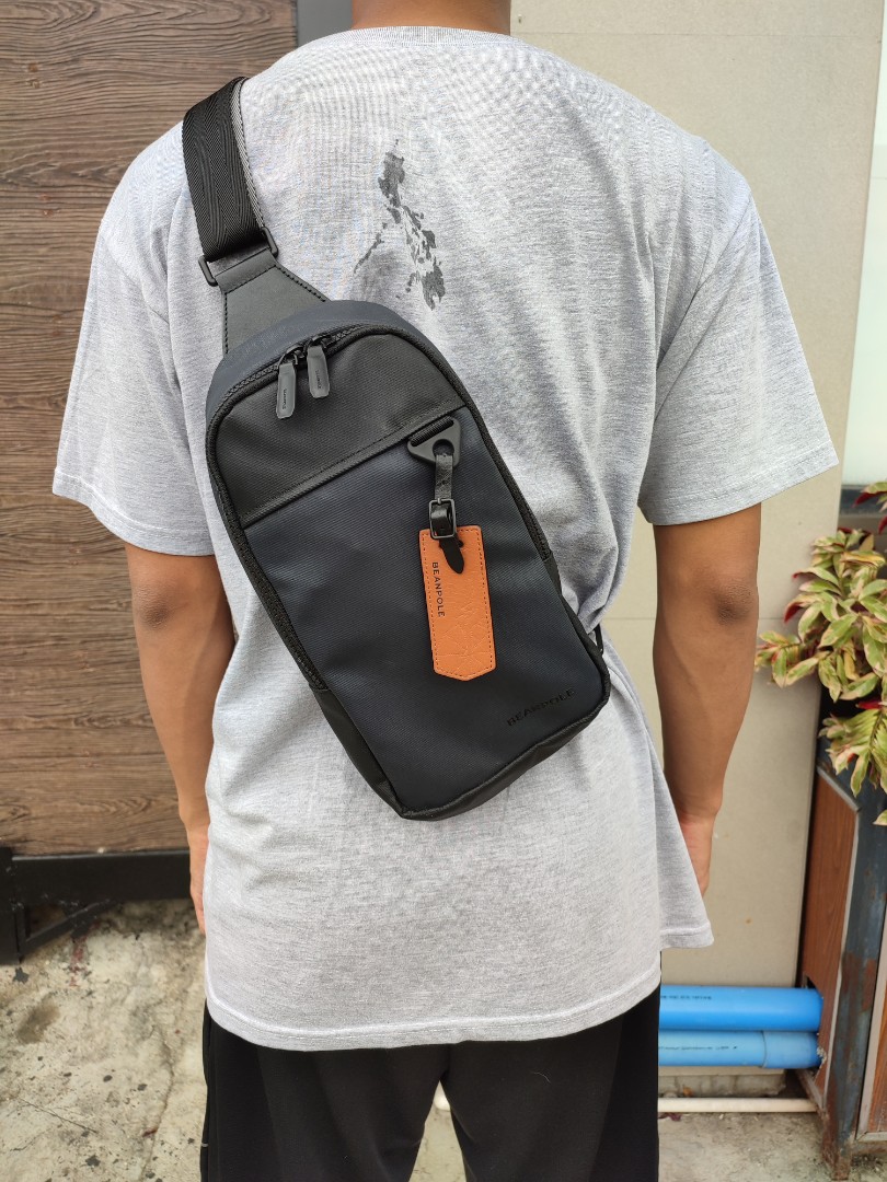 Beanpole Cross-body Bag, Men's Fashion, Bags, Belt bags, Clutches and ...