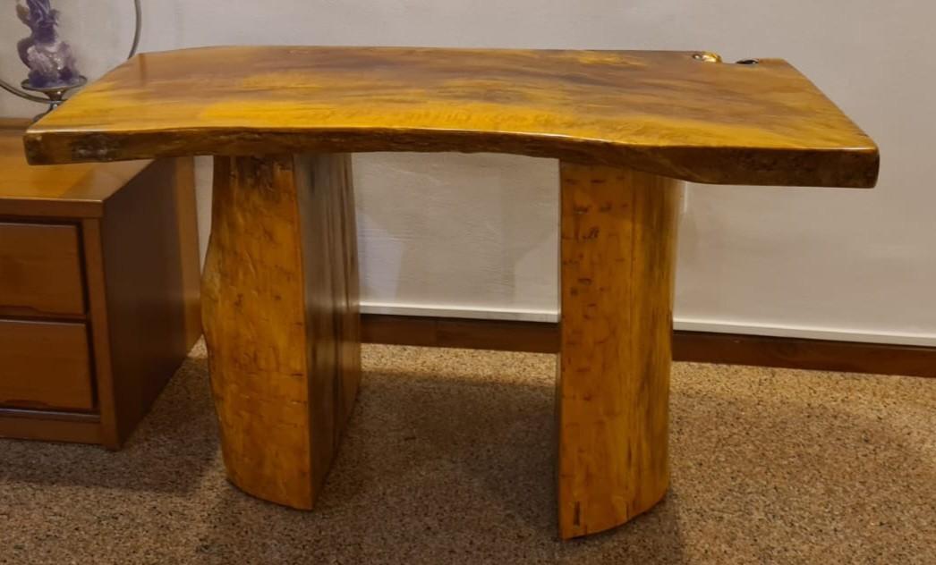 Beautiful Tree Trunk Table (Solid Wood), Furniture & Home Living ...