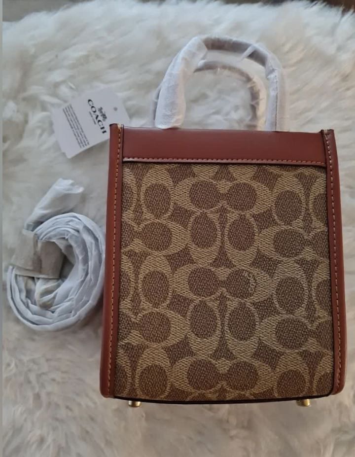 Coach Classic Mini Tote (Ready stock), Women's Fashion, Bags & Wallets ...