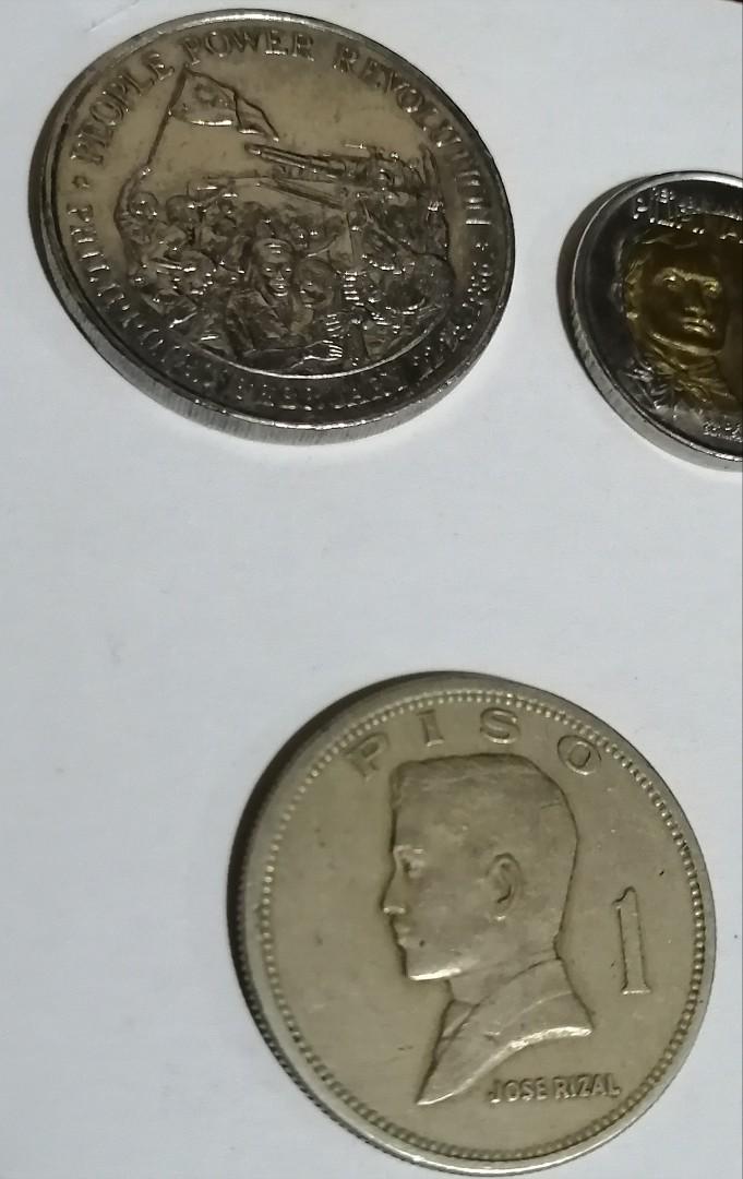 Commemorative 10 peso coins + old Philippine peso coins bundle, Hobbies ...