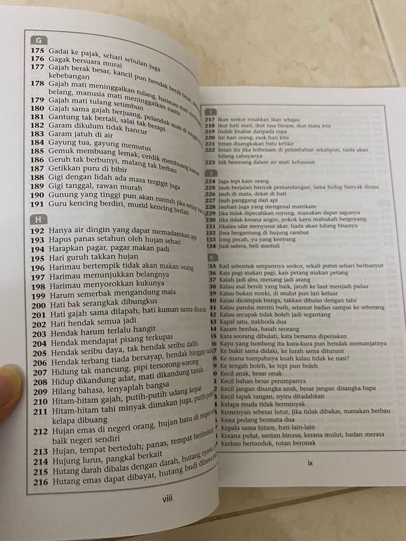 Efektif Peribahasa Bahasa Melayu SPM, Hobbies & Toys, Books & Magazines ...