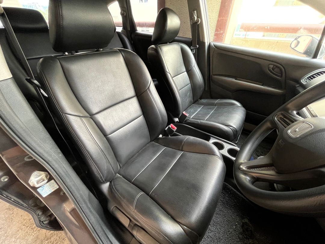 Honda Stream Leather Seat, Car Accessories, Accessories on Carousell