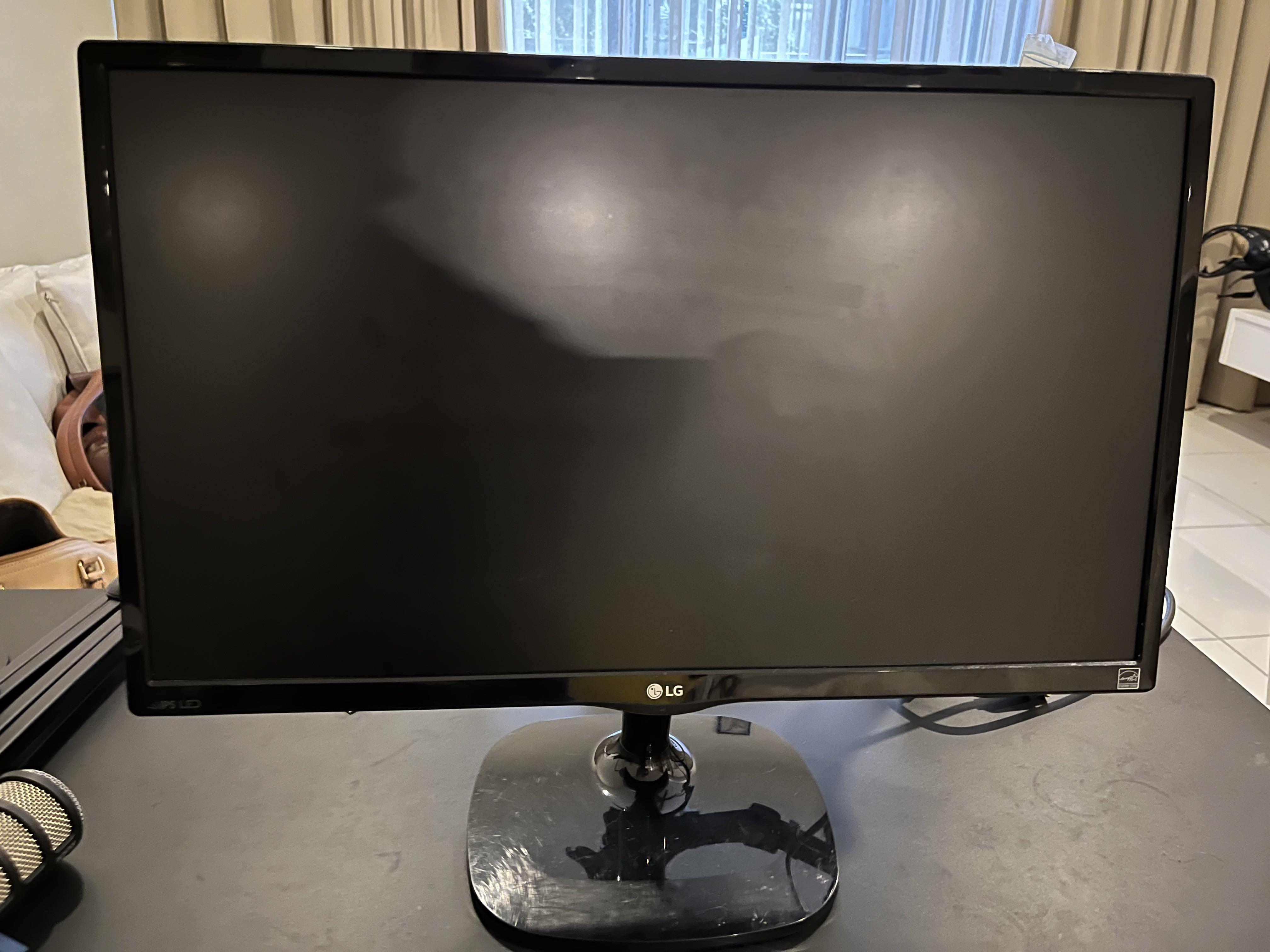 LG 24 inch monitor 24mp57hq-p, Computers & Tech, Parts & Accessories ...