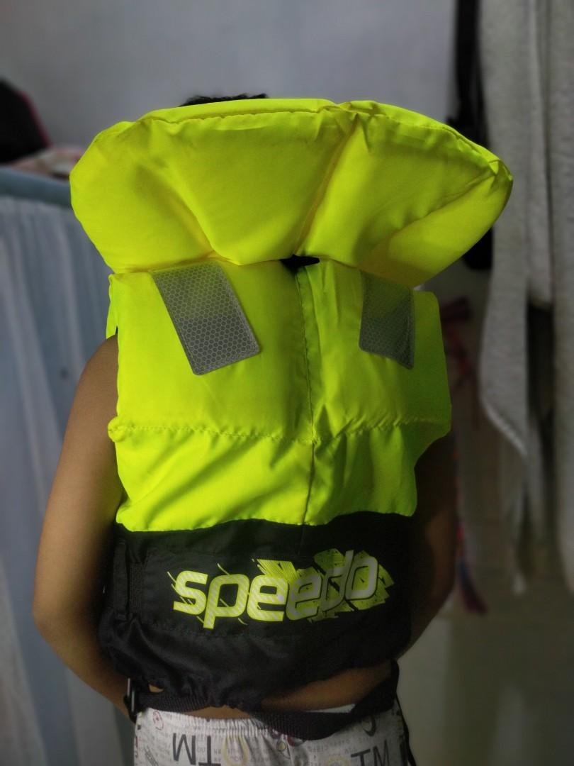Life Jacket SPEEDO, Babies & Kids, Babies & Kids Fashion on Carousell
