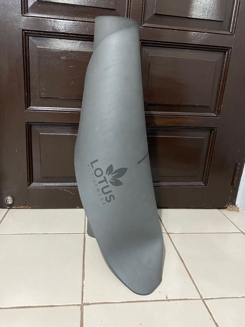 Lotus Yoga Mat with strap, Sports Equipment, Exercise & Fitness ...