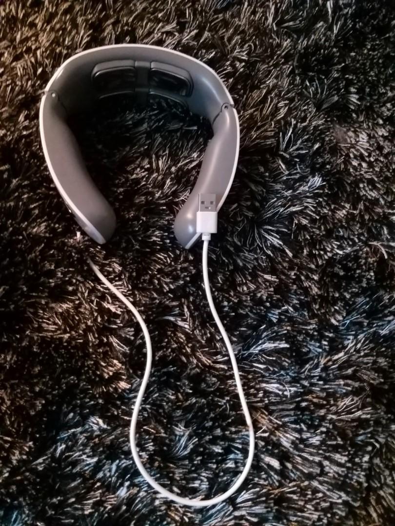 Neck messager- pulse type, Health & Nutrition, Massage Devices on Carousell