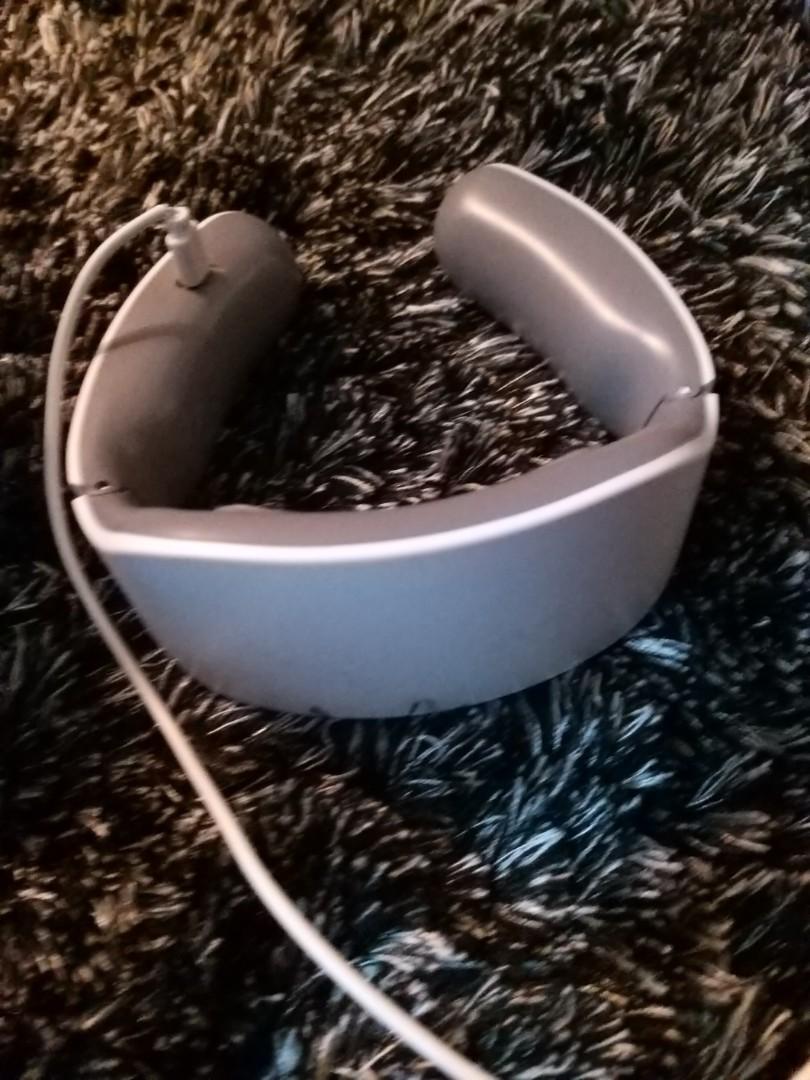 Neck messager- pulse type, Health & Nutrition, Massage Devices on Carousell
