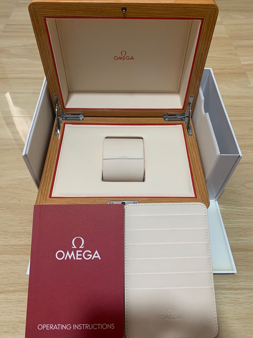 Omega Watch Box (Wood), Men's Fashion, Watches & Accessories, Watches ...